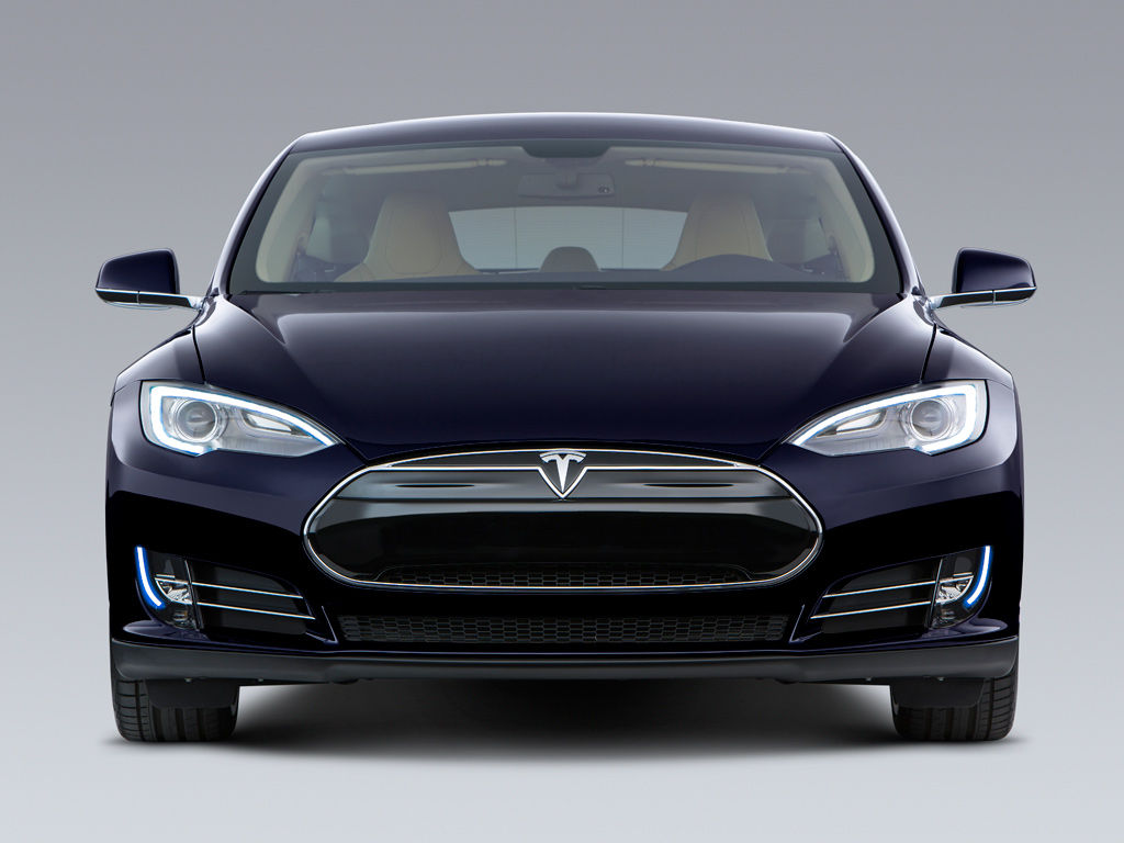 Tesla Model S 85D (85 kWh, 376 Hp)